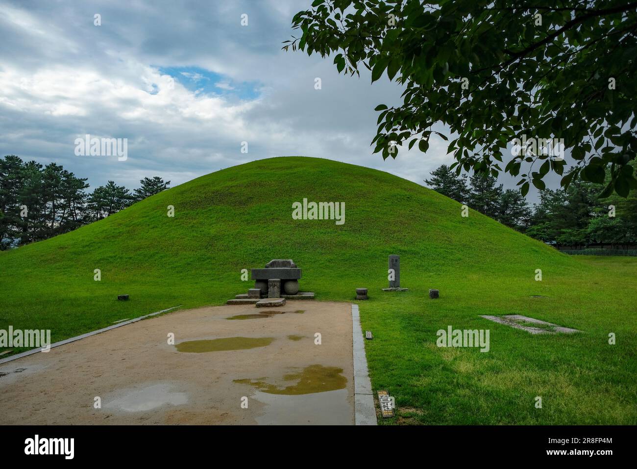 Gyeongju South Korea June 1 2023 Daereungwon Ancient Tomb In Gyeongju South Korea Stock