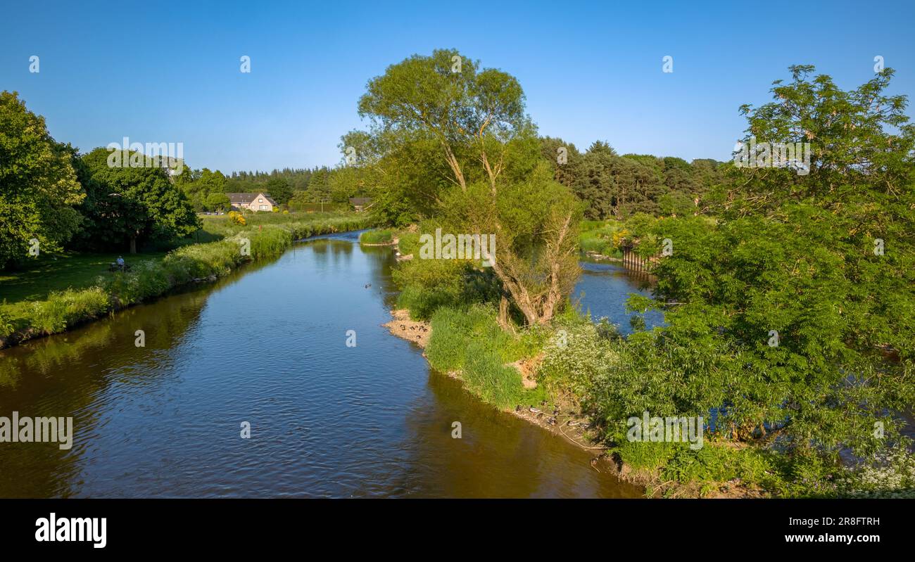 River Don flowing through part of Inverurie, Scotland, UK Stock Photo ...