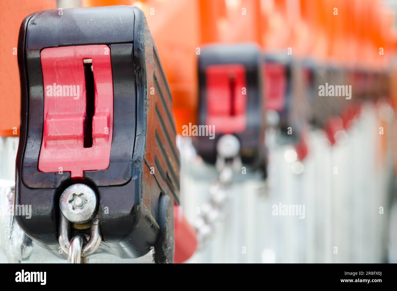Locked shopping carts hi-res stock photography and images - Alamy