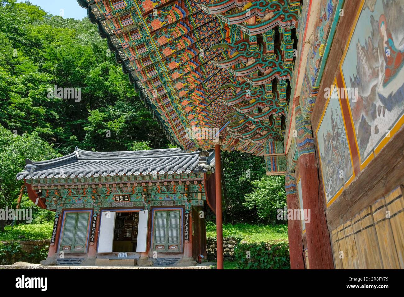 Sokcho, South Korea - June 17, 2023: Seoraksan Sinheungsa Temple is a ...