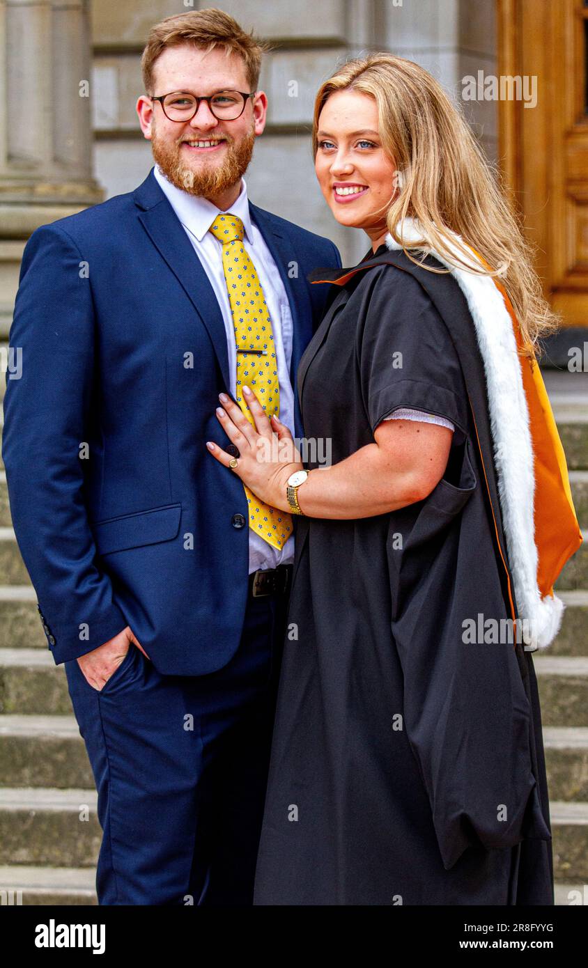Dundee university students graduation ceremony hi-res stock photography ...