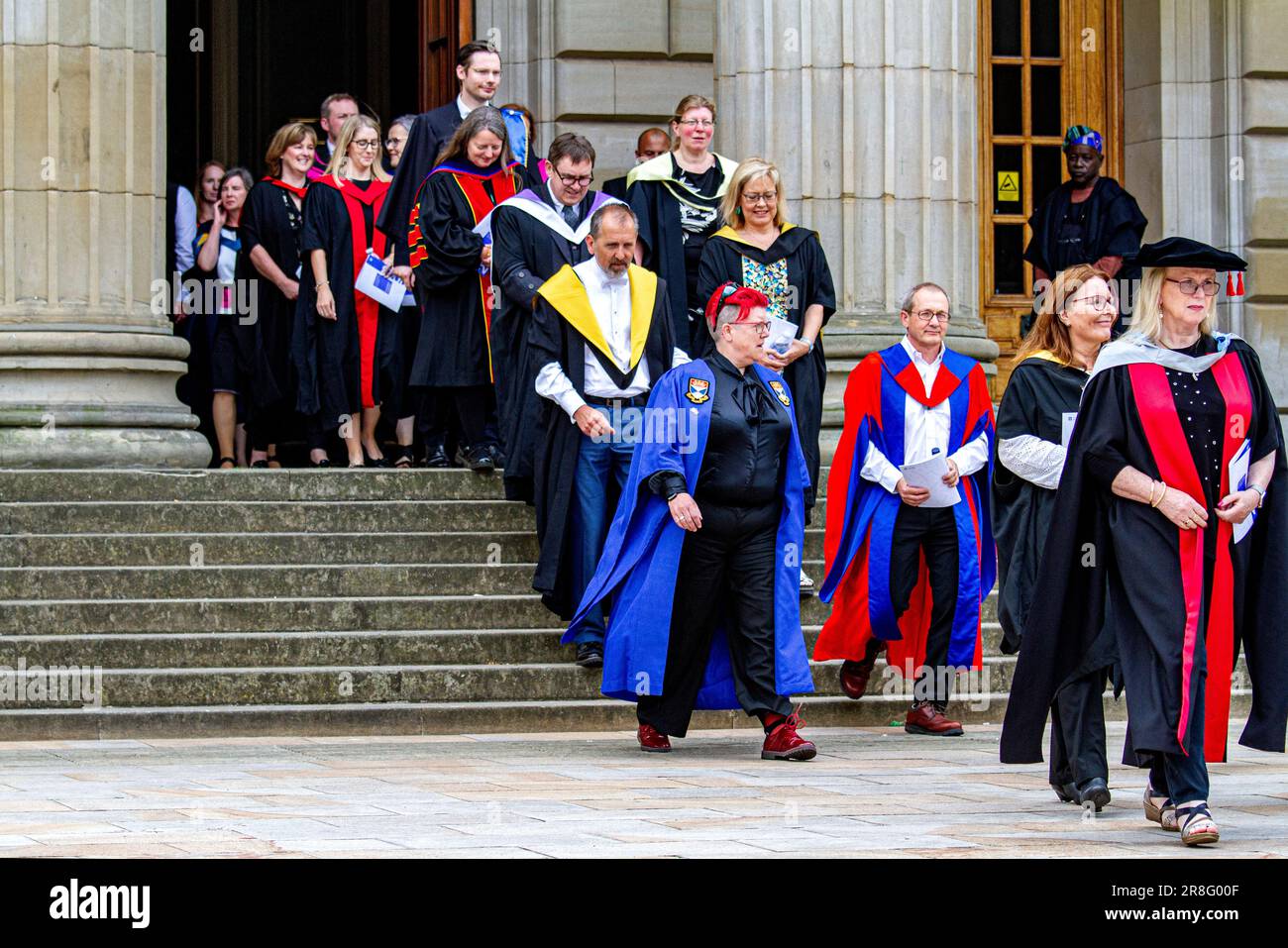 Dundee university students graduation ceremony hi-res stock photography ...