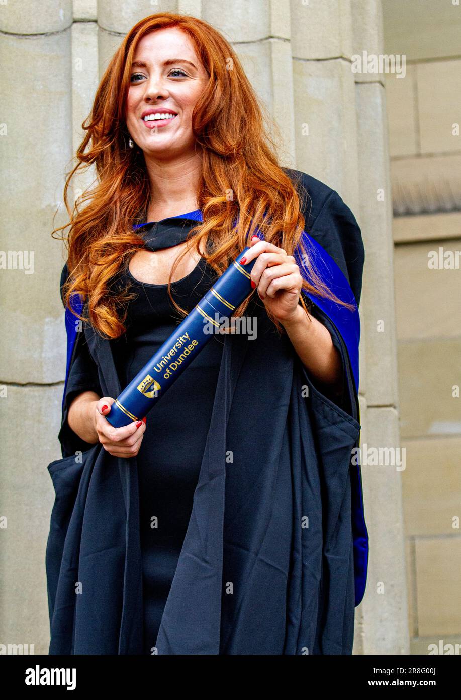 Dundee university students graduation ceremony hi-res stock photography ...