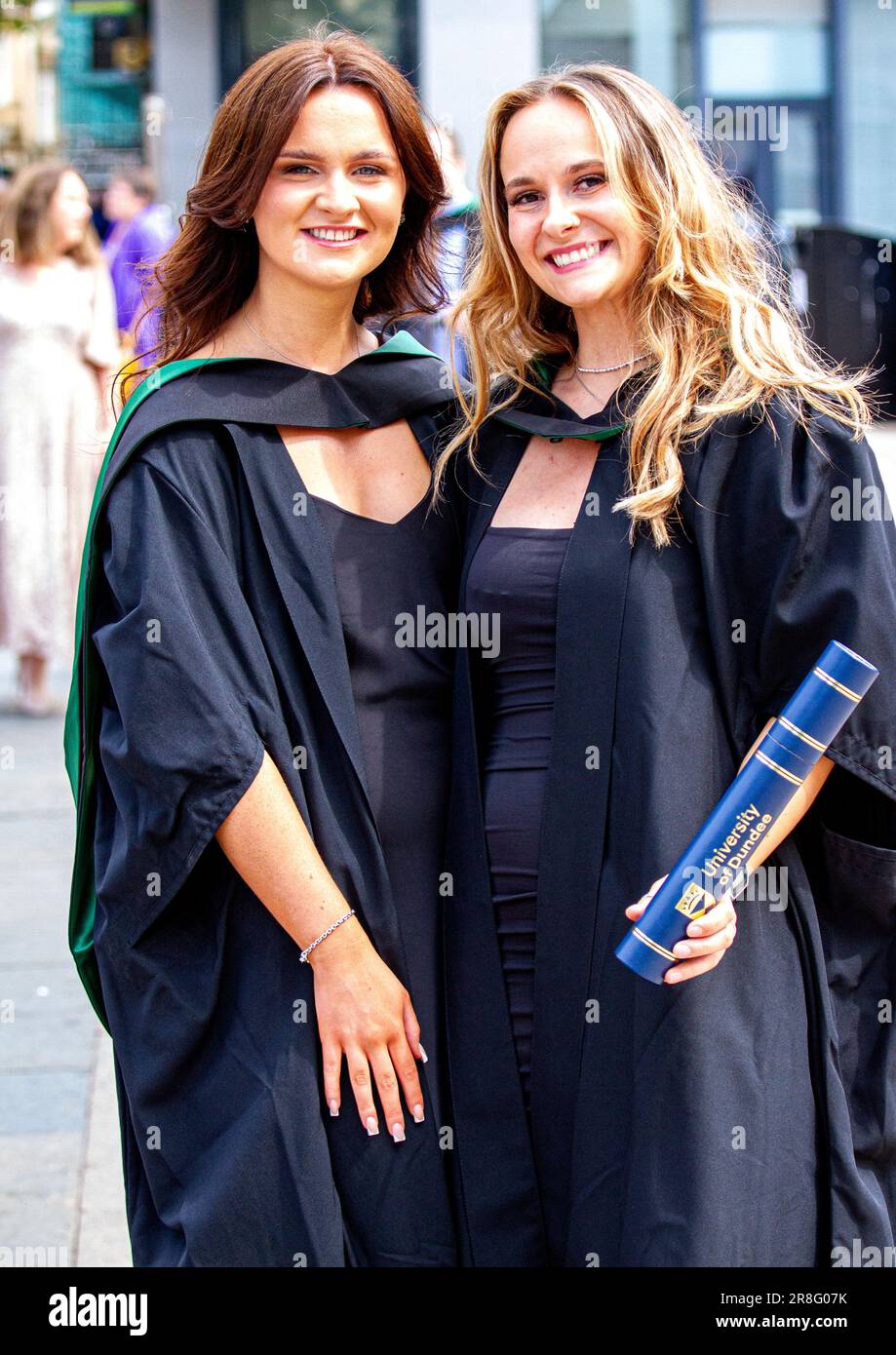 Dundee university graduation ceremony hi-res stock photography and ...