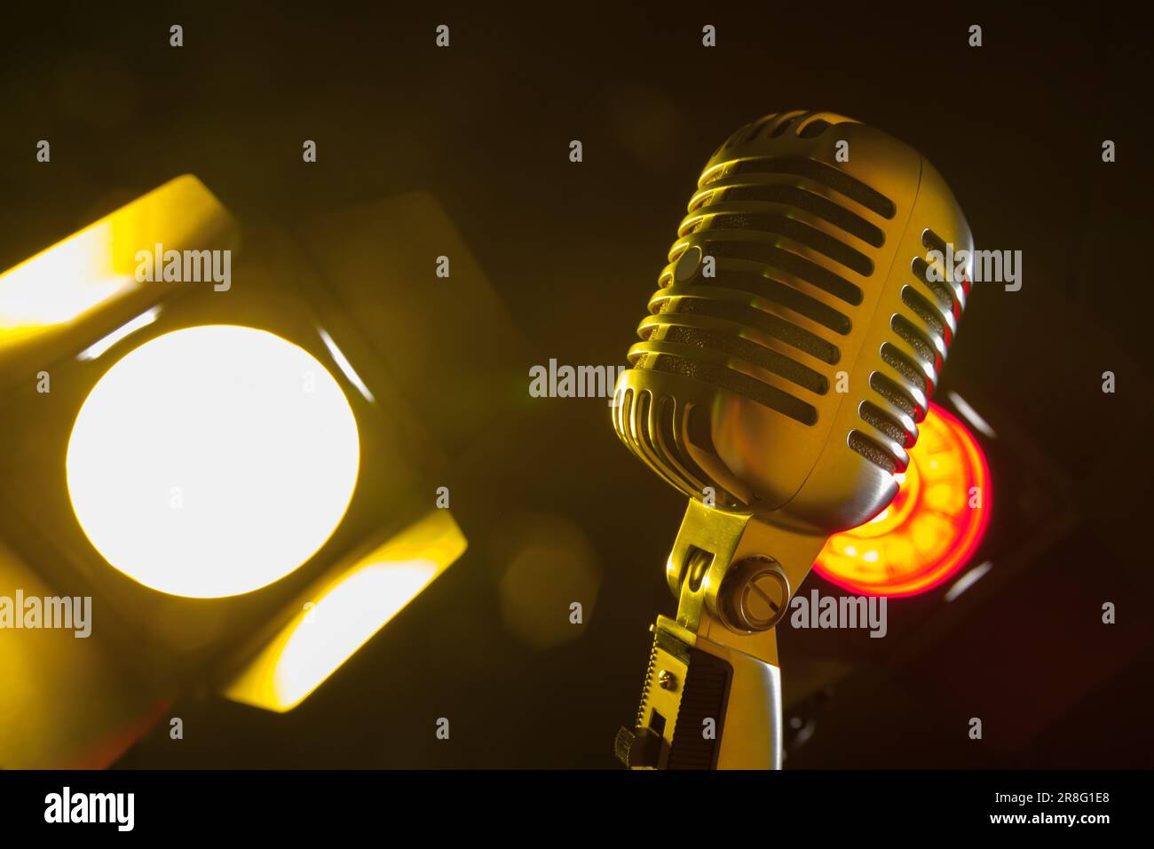 audio microphone retro style Stock Photo - Alamy