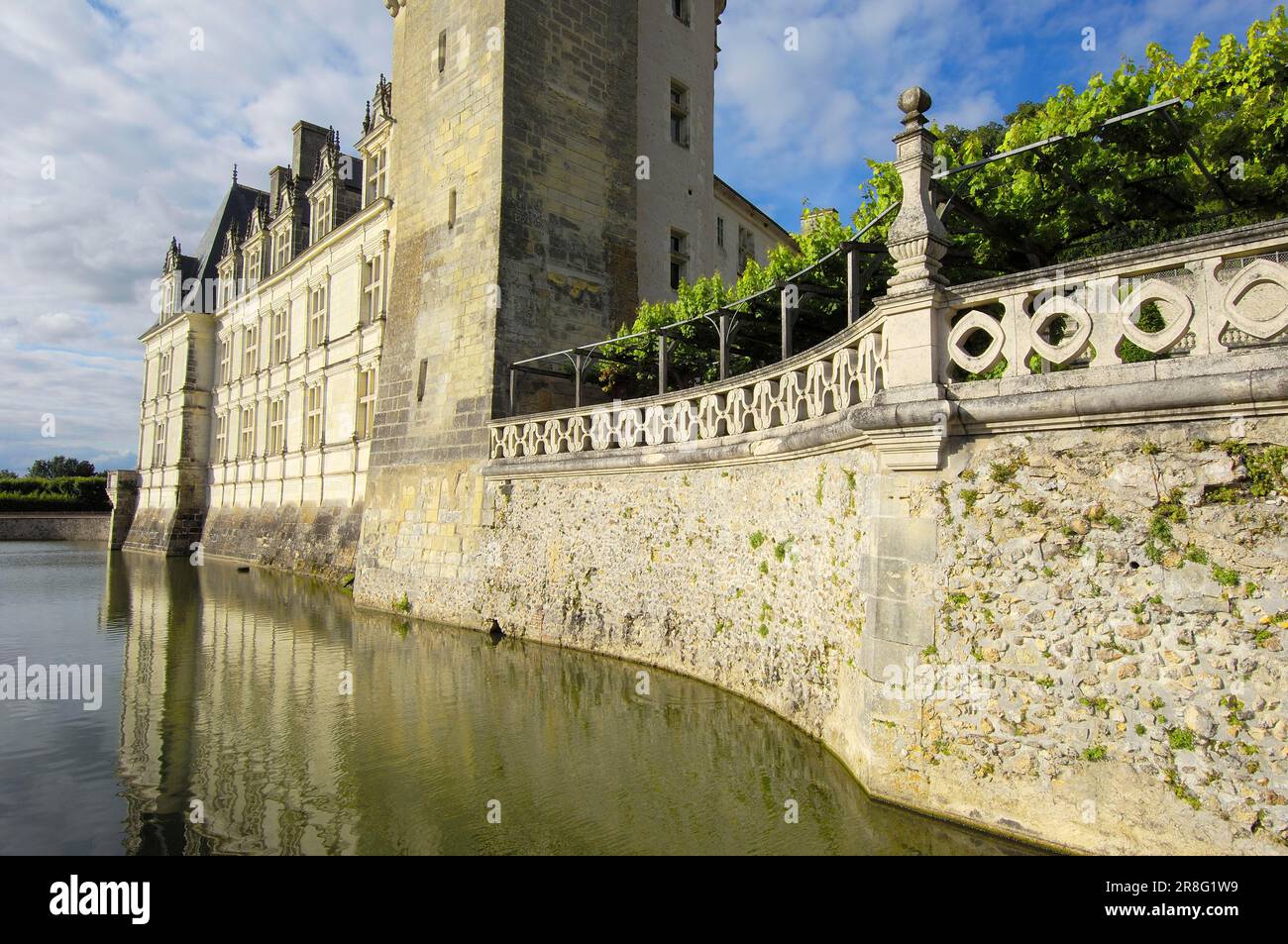 Villandry Castle, Chateau de, Chateau moat, Indre-et-Loire, Loire ...