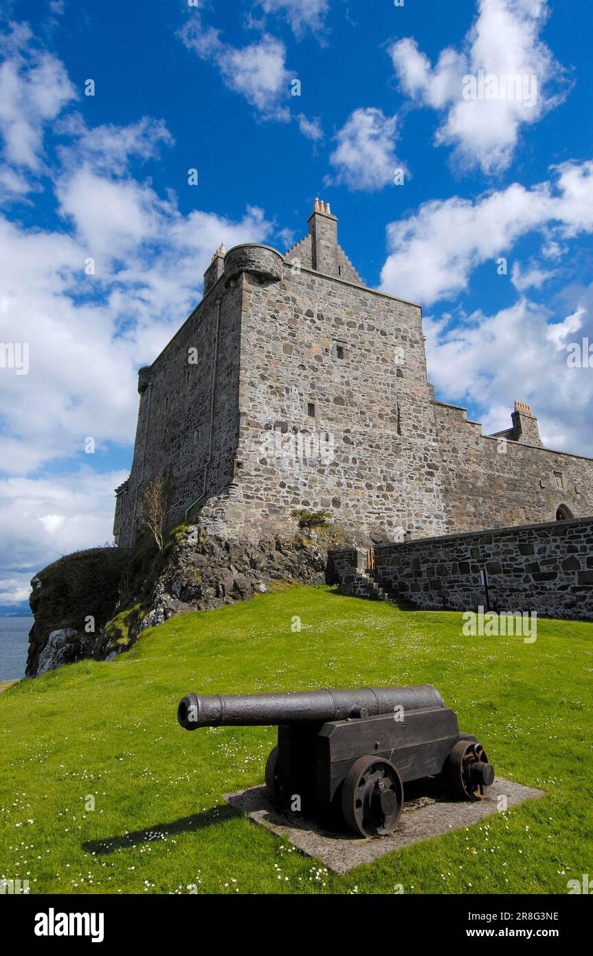 Old cannon, Castle Duart, Craignure, Isle of Mull, Scotland, United ...