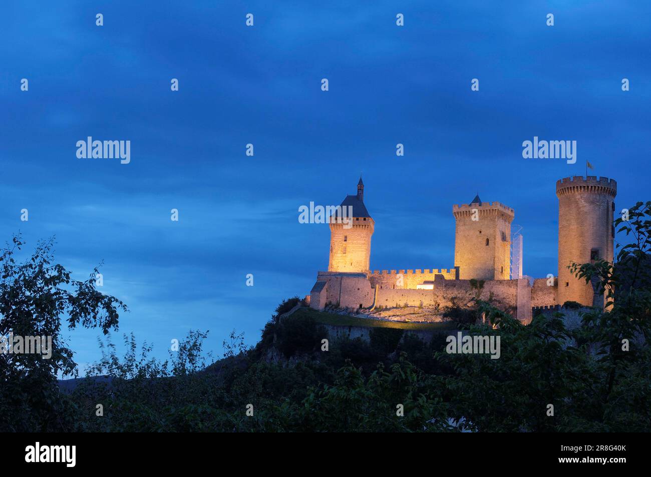 Castle of the pyrenees hi-res stock photography and images - Alamy