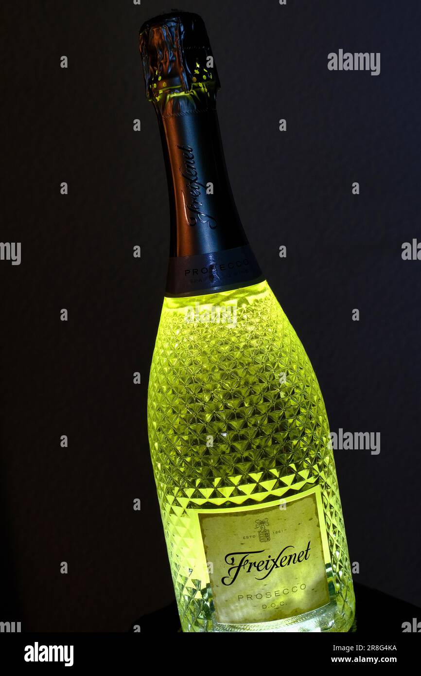 Freixenet hi-res stock photography and images - Alamy
