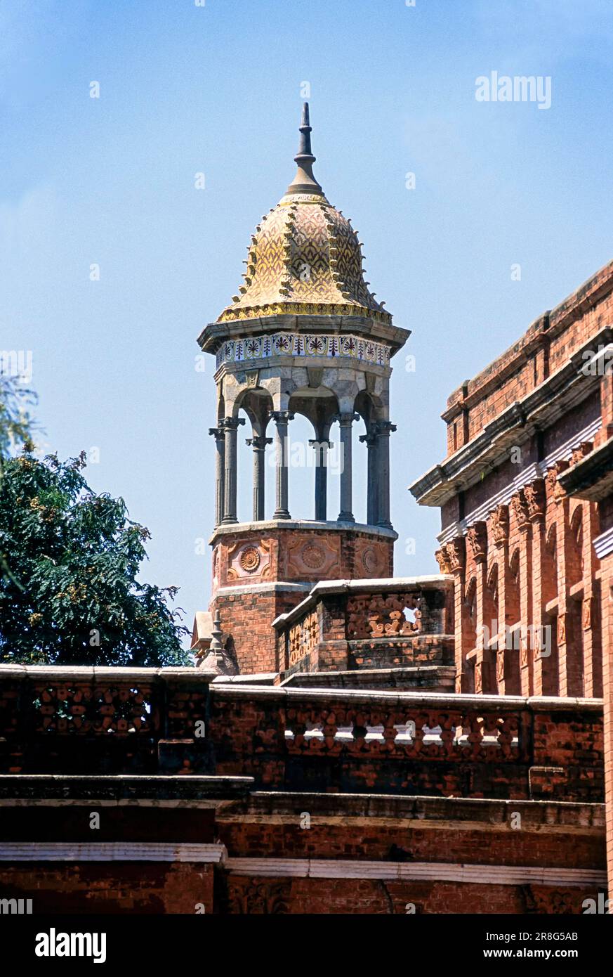 Government museum complex chennai hi-res stock photography and images ...