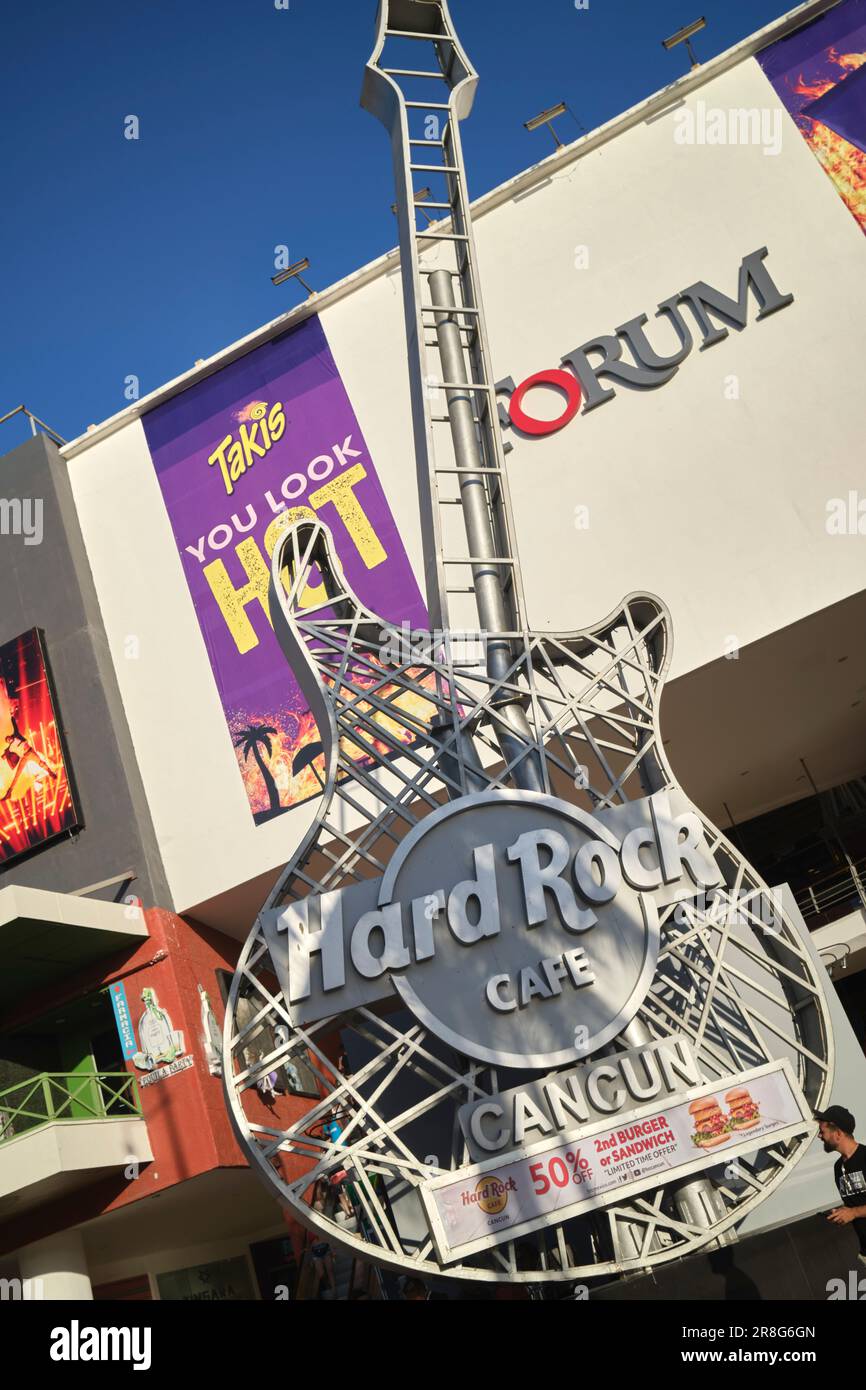 Hard Rock Cafe Cancun Yucatan Mexico Stock Photo - Alamy