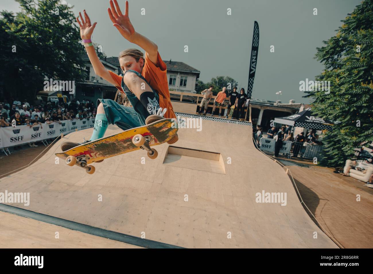 Skateanddestroy hi-res stock photography and images - Alamy