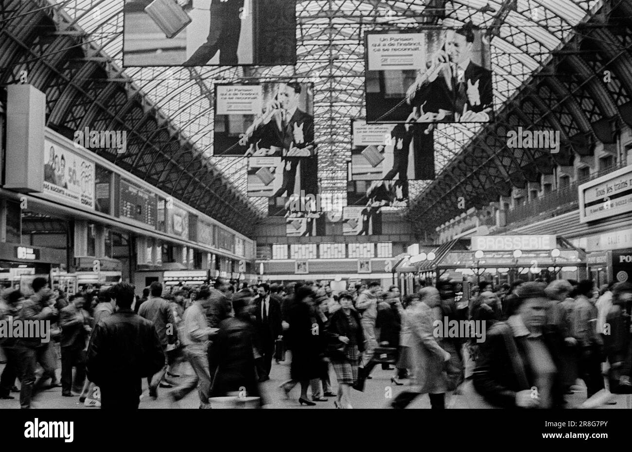 Est 1990 Black and White Stock Photos & Images - Alamy
