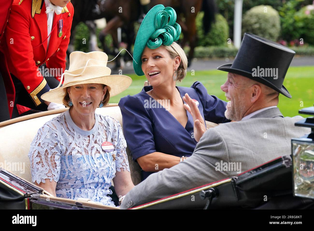 Zara Tindall (centre) and Maureen Haggas (left) arrives via carriage ...
