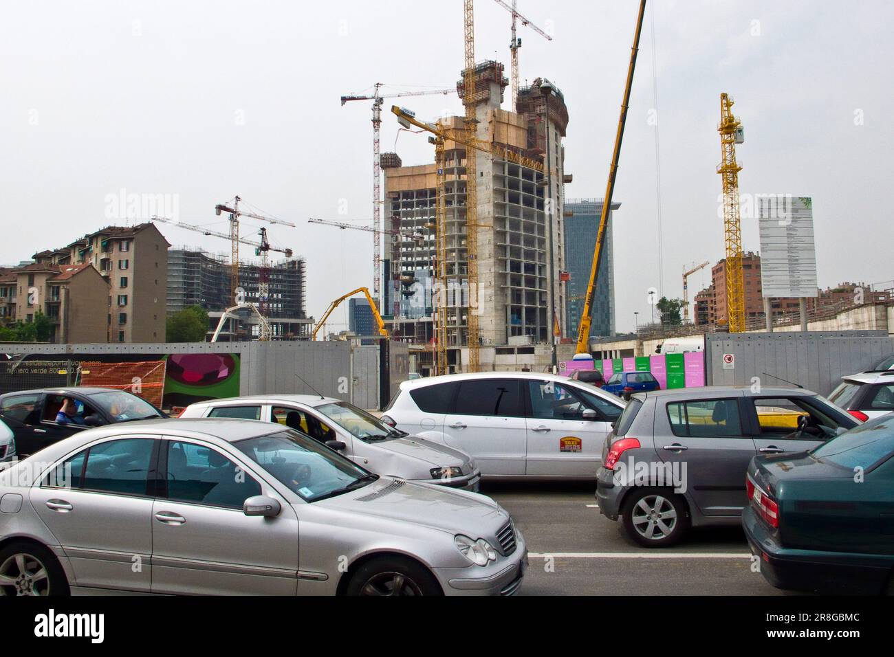 Porta Garibaldi Area, Milan, Italy Stock Photo - Alamy