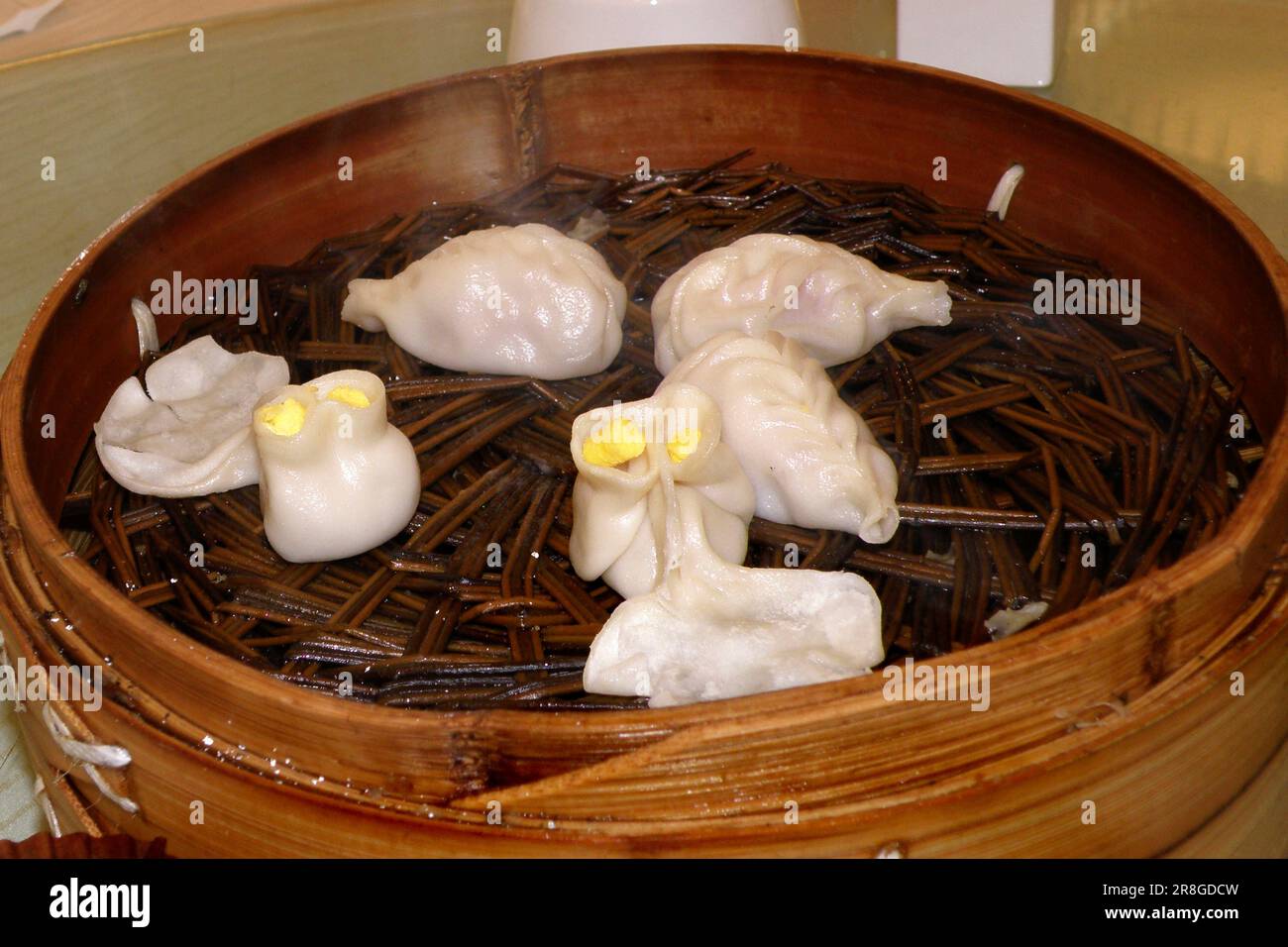 Steamed Dumplings, Momo, Xi'an, China Stock Photo - Alamy