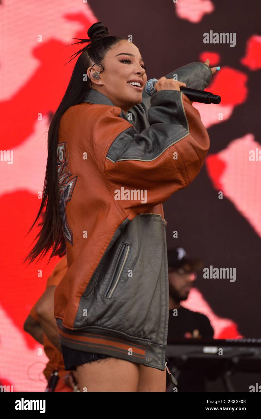 Tulisa hi-res stock photography and images - Alamy