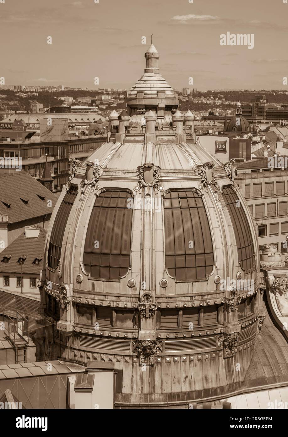 On top of dome hi-res stock photography and images - Alamy