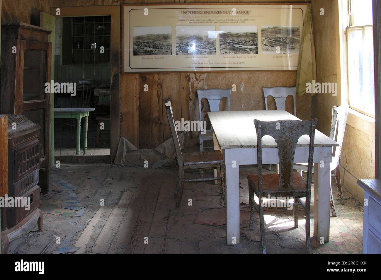 Interior house bodie ghost town hi-res stock photography and images - Alamy