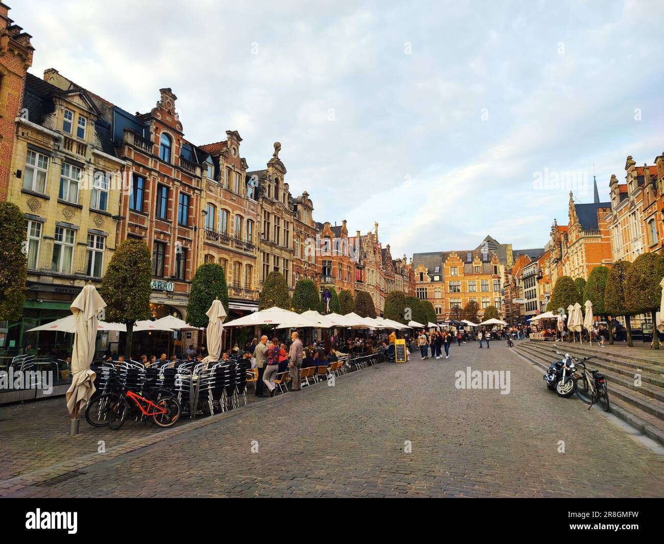 Belgium brussel street hi-res stock photography and images - Alamy