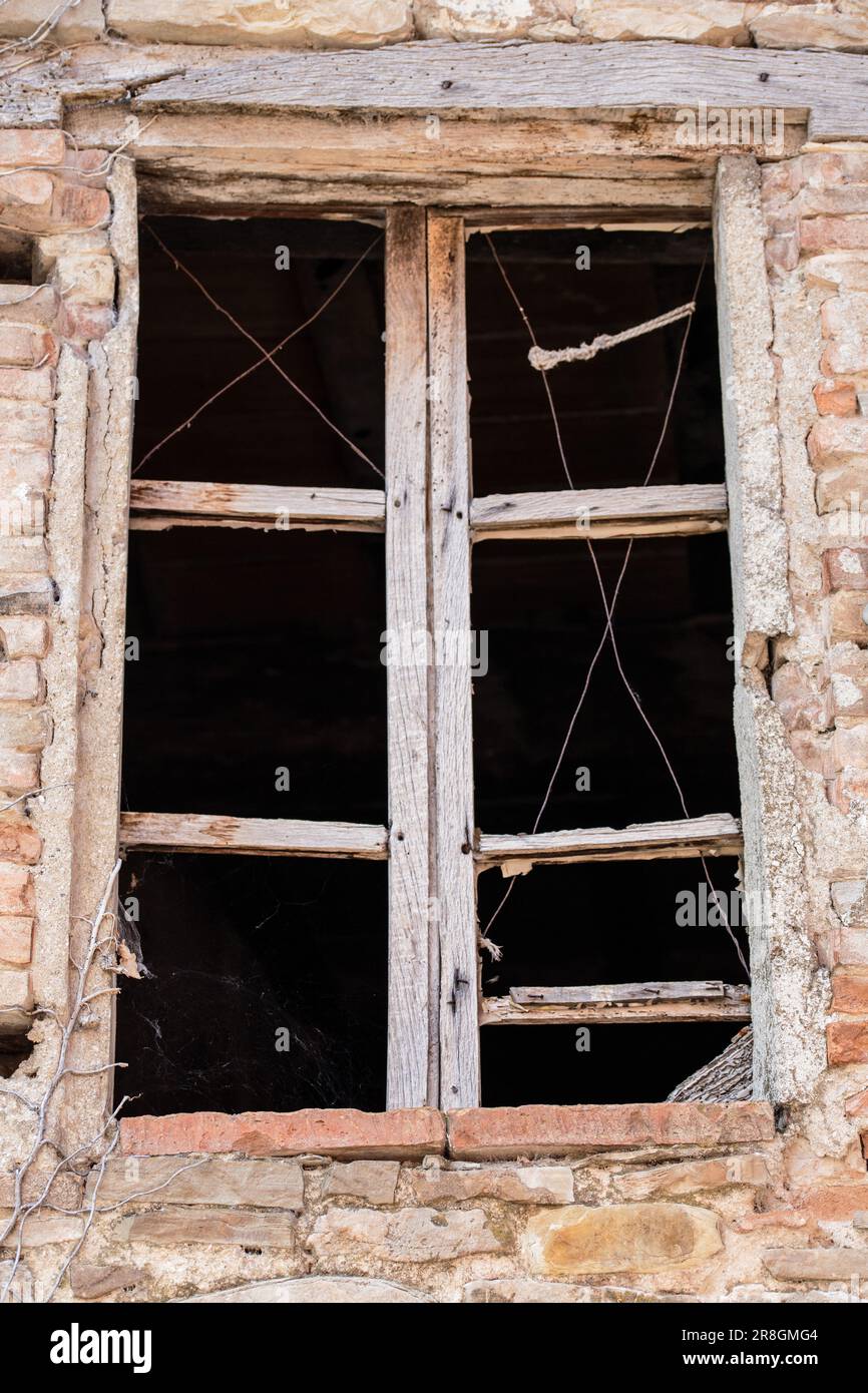 Old abandoned building window Stock Photo - Alamy