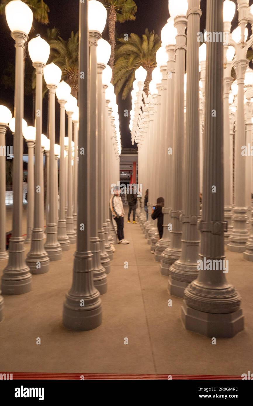 April 26, 2023, Los Angeles, California, United States: Tourists and ...