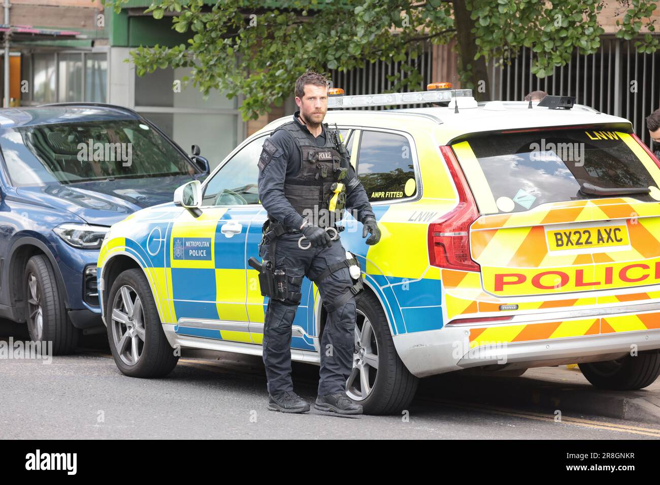 EXCLUSIVE *** SPECIAL RATES APPLY *** 21/06/2023. London, UK. Armed ...