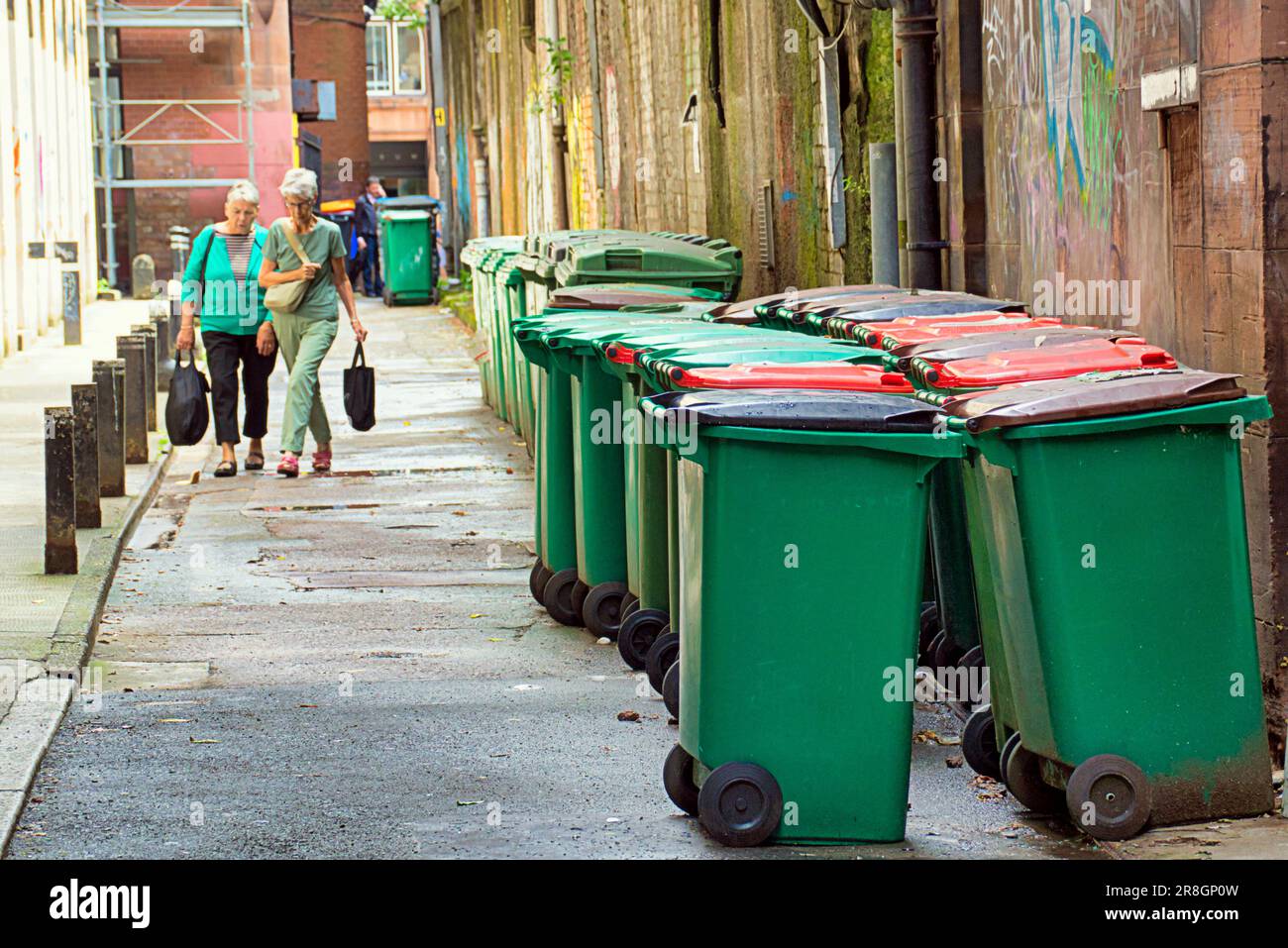 Huge bins hi-res stock photography and images - Alamy