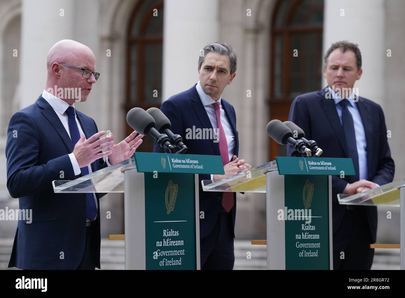 Stephen donnelly simon harris hi-res stock photography and images - Alamy