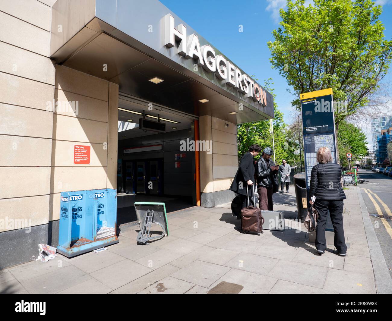 Haggerston Station Hackney London, on the East London Line Stock Photo ...