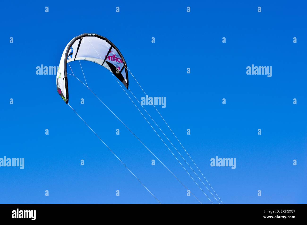 Paragliding sail hi-res stock photography and images - Alamy