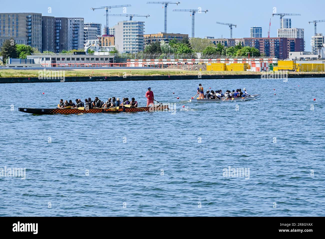 Training session of thames dragon boat club at Royal Albert Dock ...