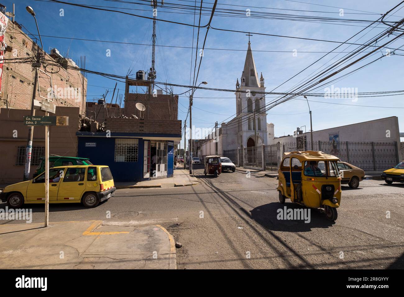 Perù people andes hi-res stock photography and images - Alamy