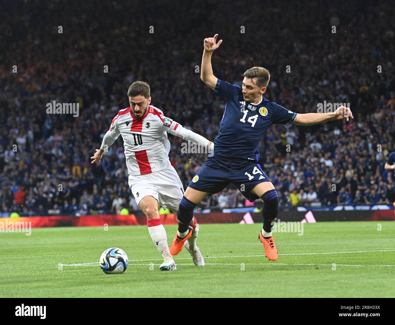 Billy gilmour tussle with midfielder hi-res stock photography and ...