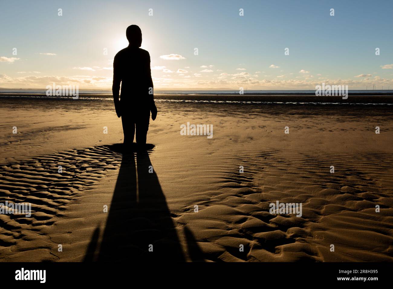 Antony Gormley: Another Place, sculpture on Crosby beach, Liverpool, UK ...