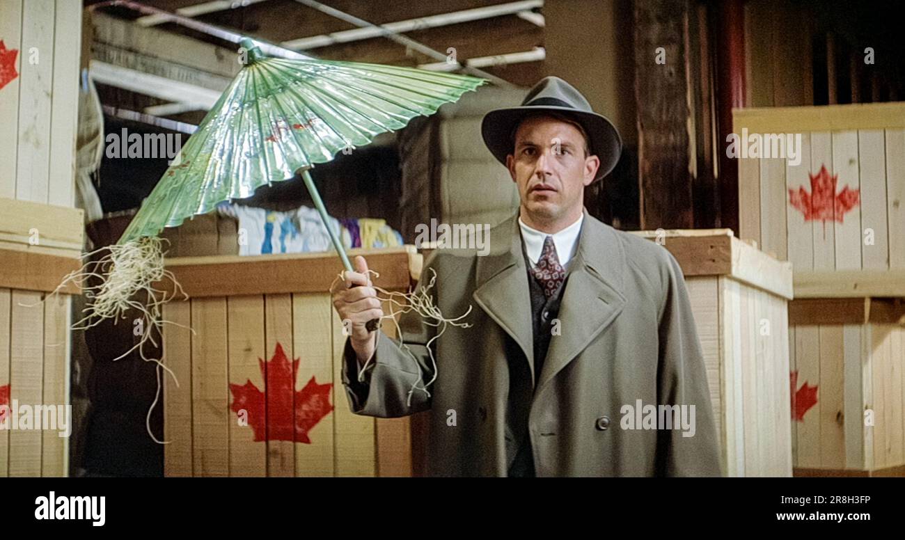 USA. Kevin Costner in the (C)Paramount Pictures film: The Untouchables ...