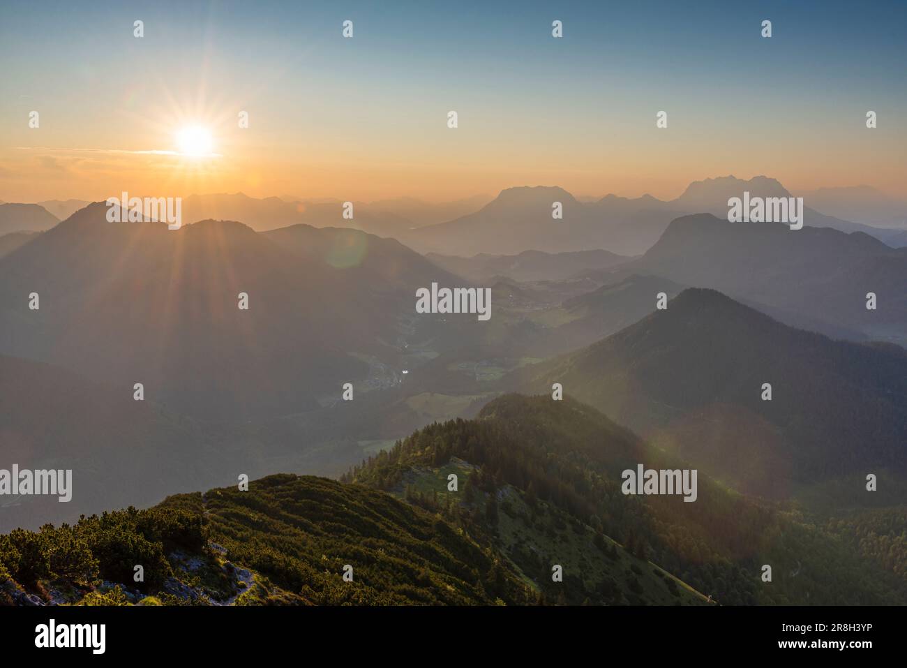Colourful sunrise in spring over the Tyrolean Alps with the Thierseetal ...