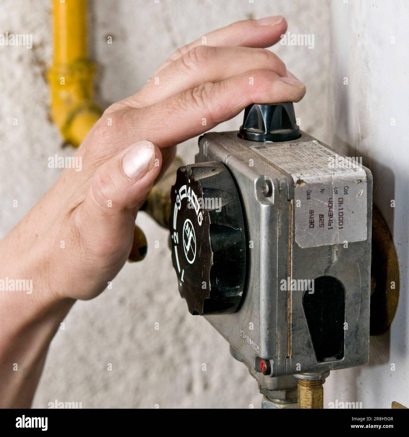 Square sized hi-res stock photography and images - Alamy