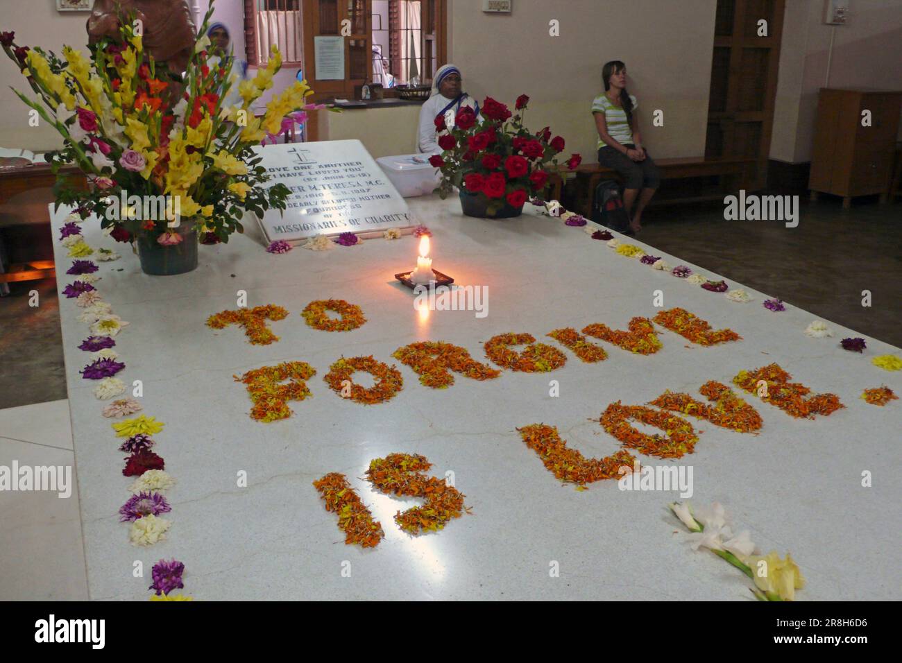 Mother Teresa of Calcutta Tomb. Calcutta. India Stock Photo - Alamy
