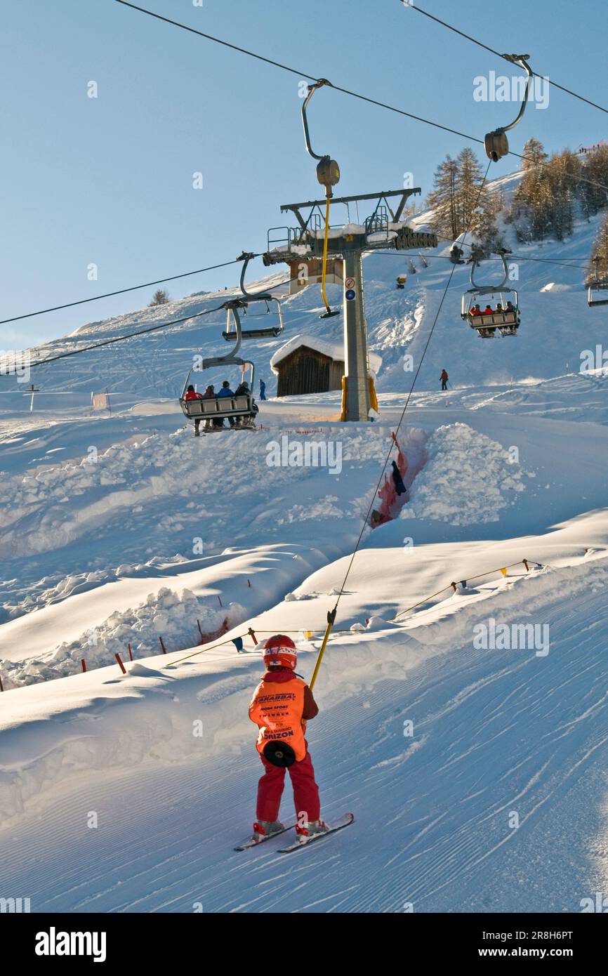 Arabba italy and people and ski hi-res stock photography and images - Alamy