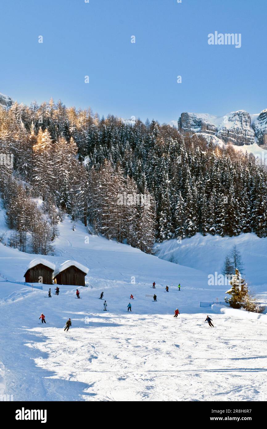 Arabba italy and people and ski hi-res stock photography and images - Alamy