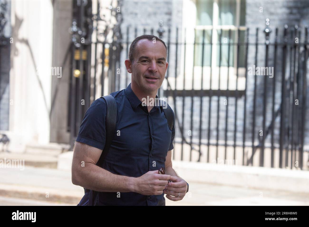 Martin lewis downing street hi-res stock photography and images - Alamy
