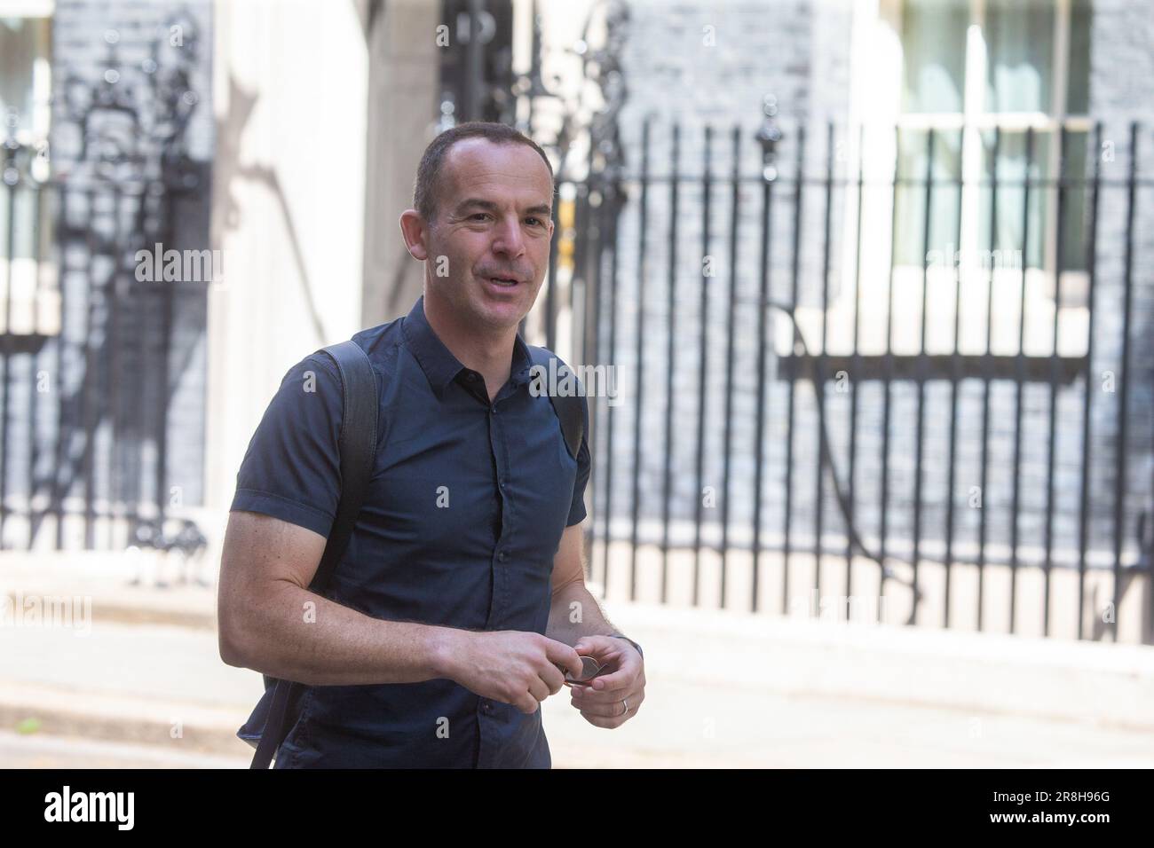 Martin lewis downing street hi-res stock photography and images - Alamy