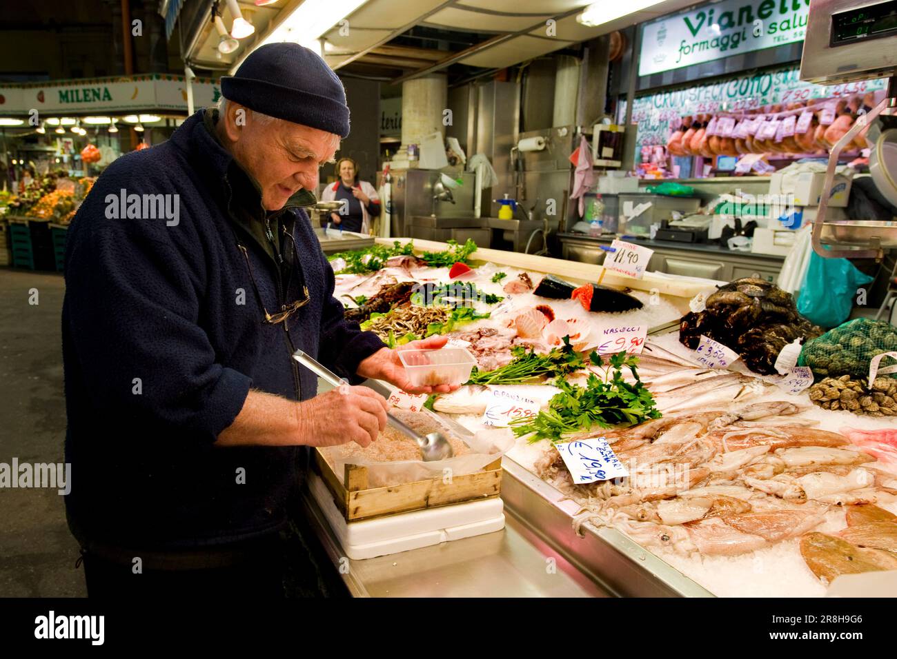 Genoa markets hi-res stock photography and images - Alamy