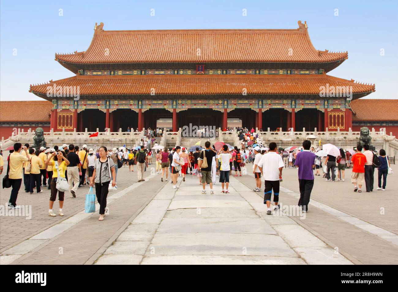 Courtyard of the Forbidden City In Beijing. China Stock Photo - Alamy