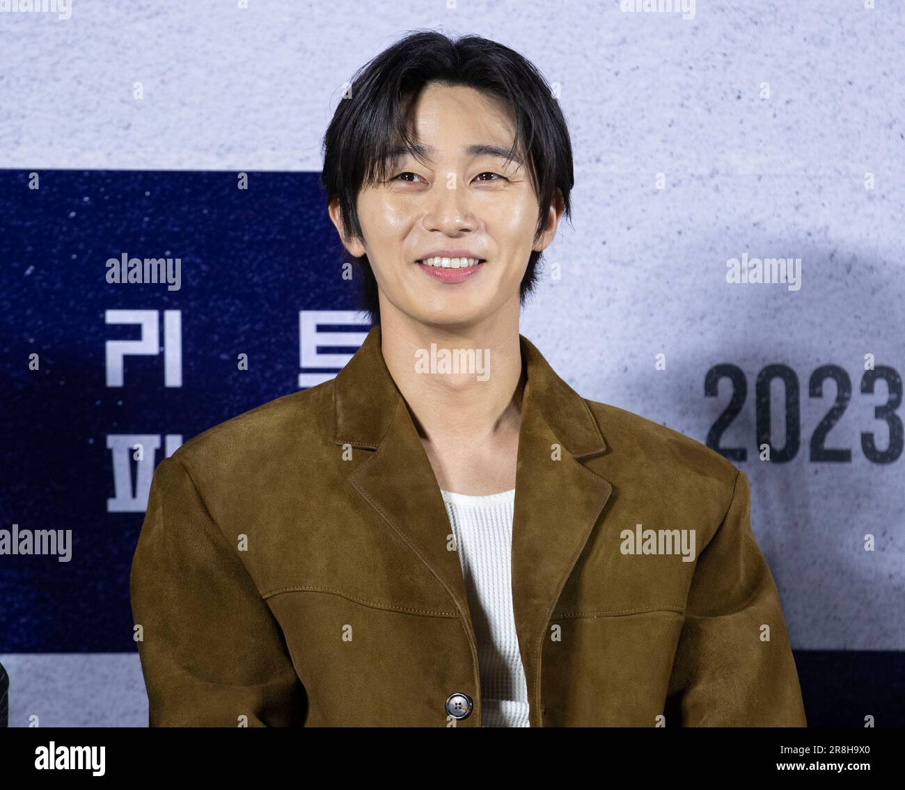 Seo lee june hi-res stock photography and images - Alamy