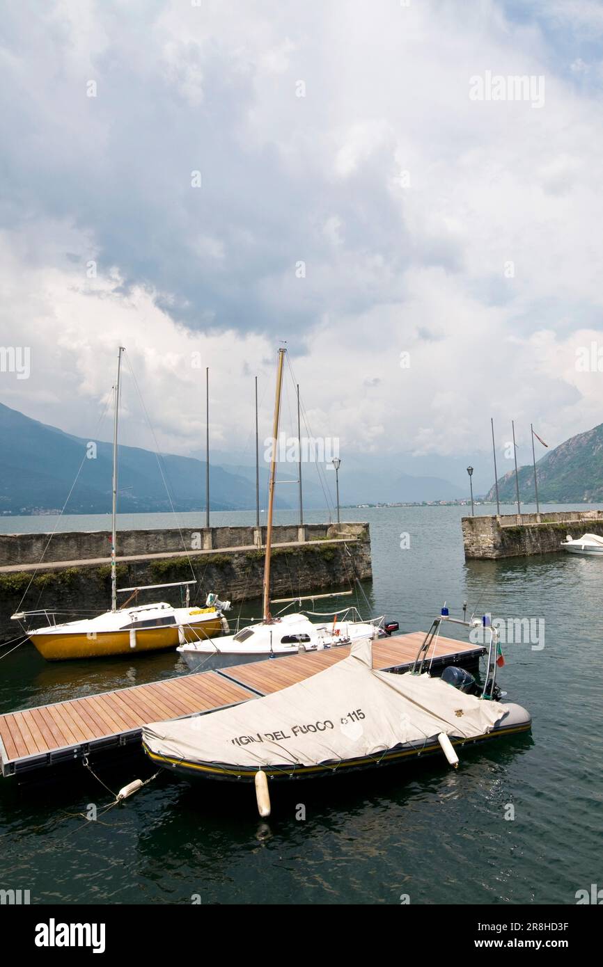 Bellano at lake como hi-res stock photography and images - Alamy