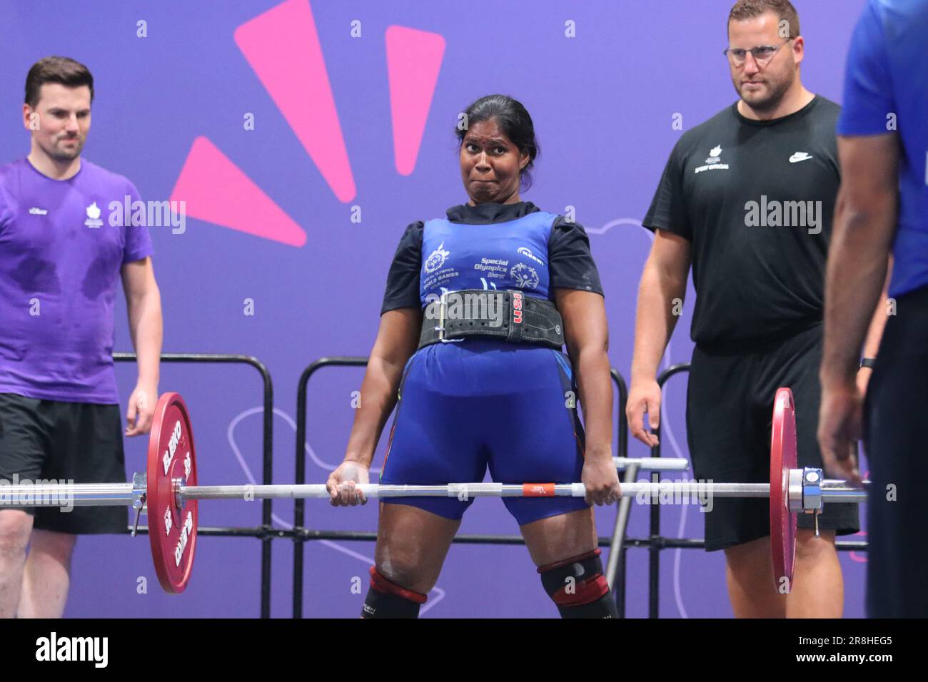 Poojari hi-res stock photography and images - Alamy