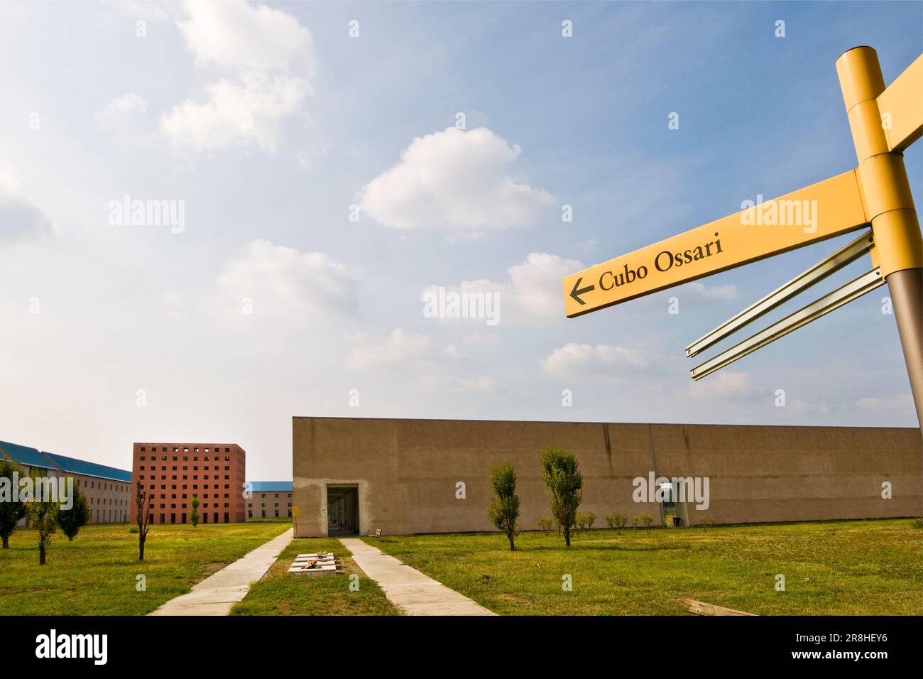 Modena cemetery hi-res stock photography and images - Alamy