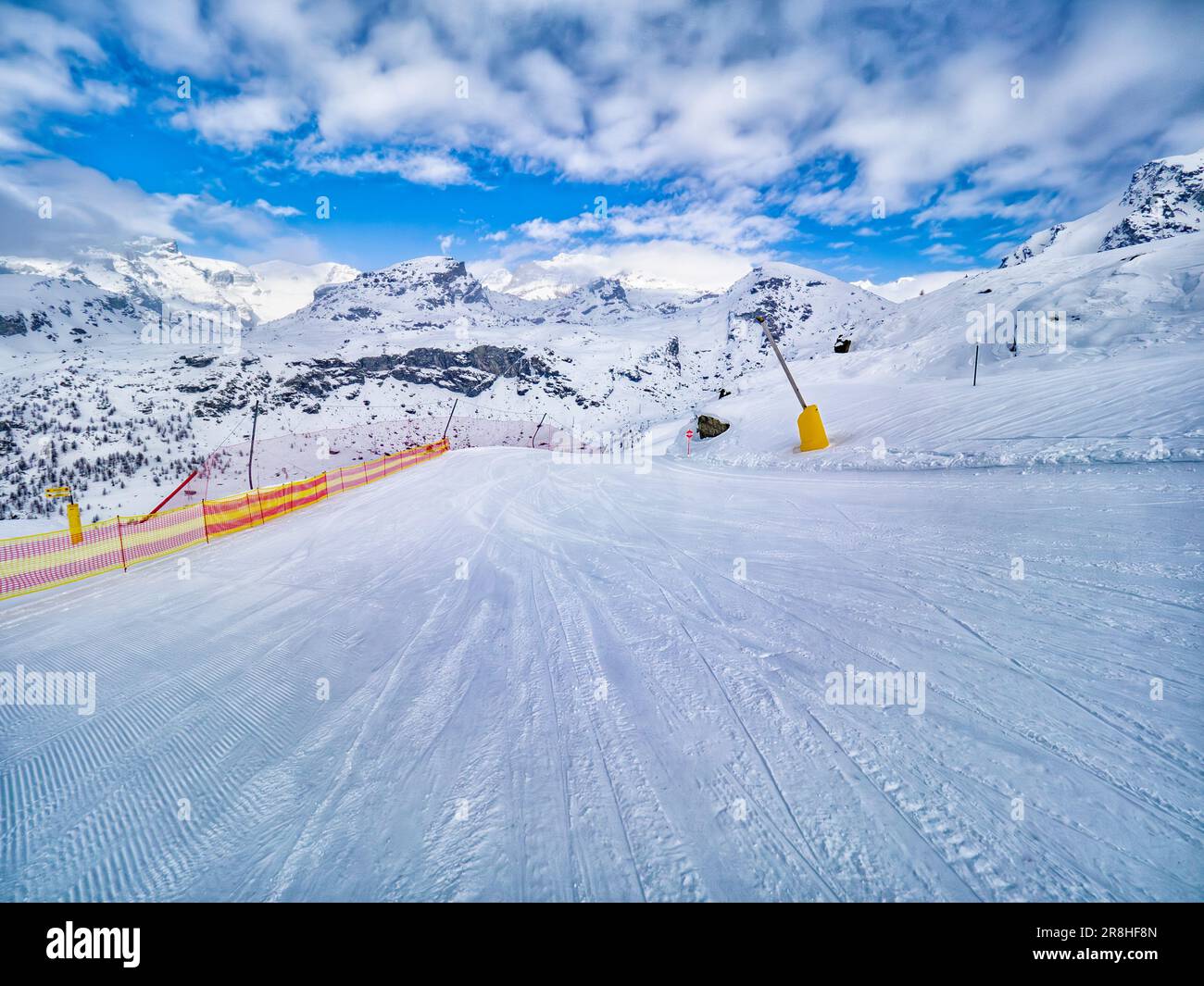 Ski slopes in Monte Rosa ski resort Stock Photo - Alamy
